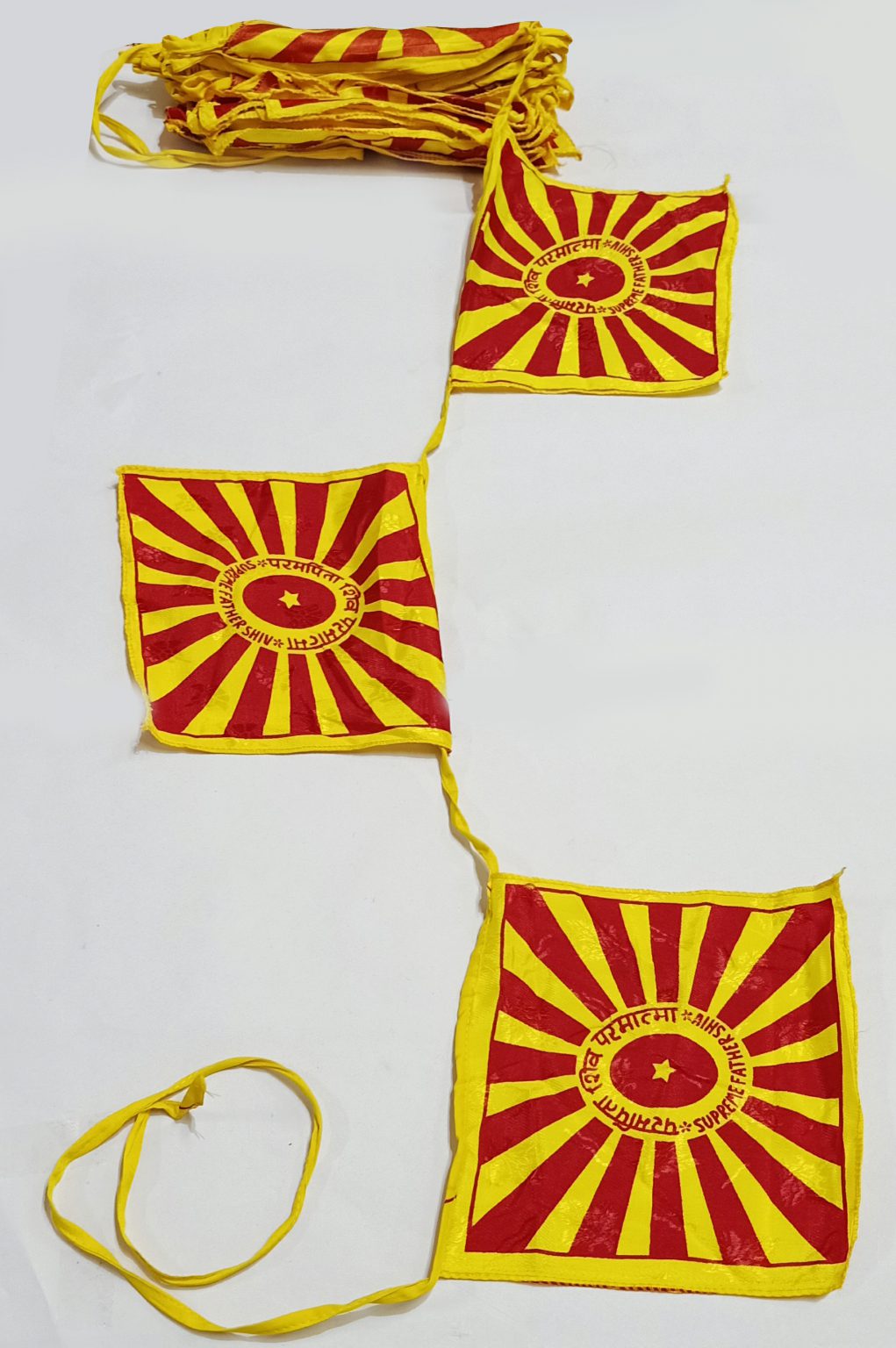 Shiv Baba Jhandi Mala/String 40Pcs (40 Ft) – Brahma Kumaris - Godly ...